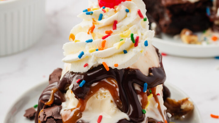 Hot Fudge Brownie Sundae Recipe